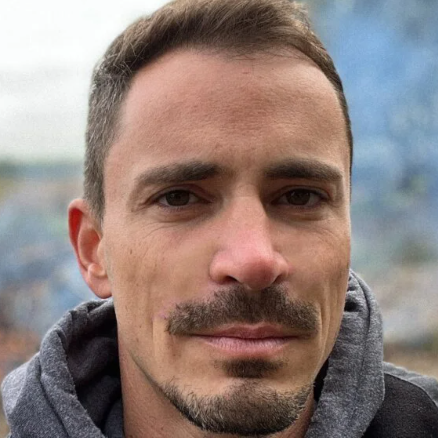 Stevan Filipović: Zašto su mi zabranili film - Naslovnica Stevan Filipović: Zašto su mi zabranili film - Naslovnica